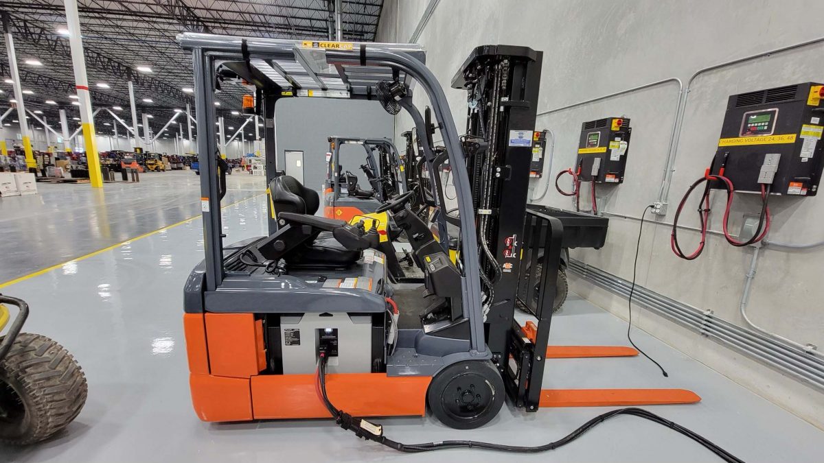 Exploring Forklift Battery Fast Charging Technology and Its Impact on ...